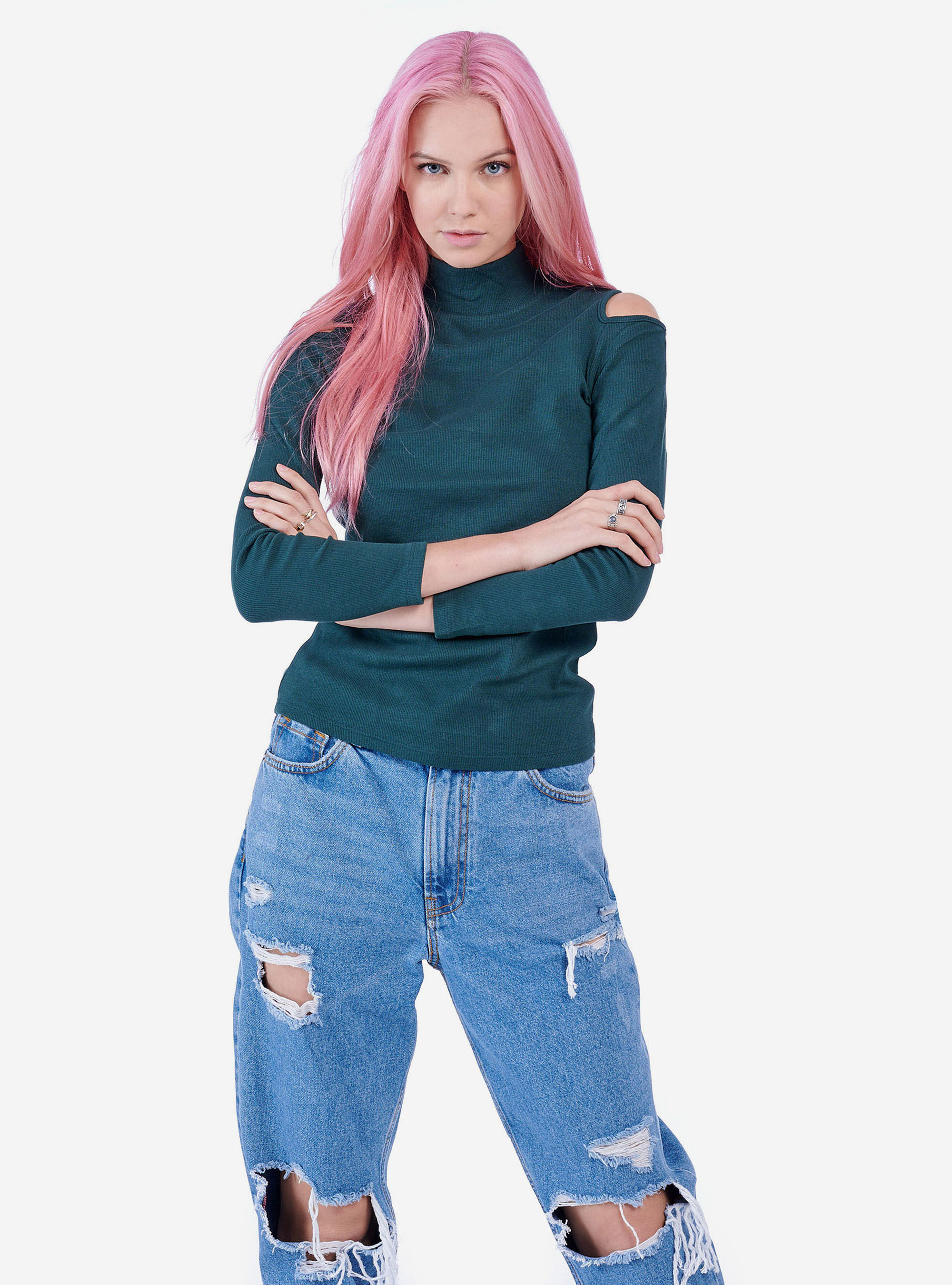 HIGH NECK SWEATER WITH BARE SHOULDERS